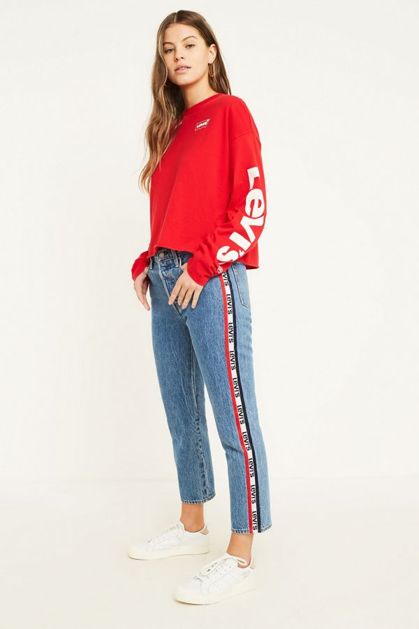 Levi's Graphic Logo Long-Sleeve Crop T-Shirt | Urban Outfitters